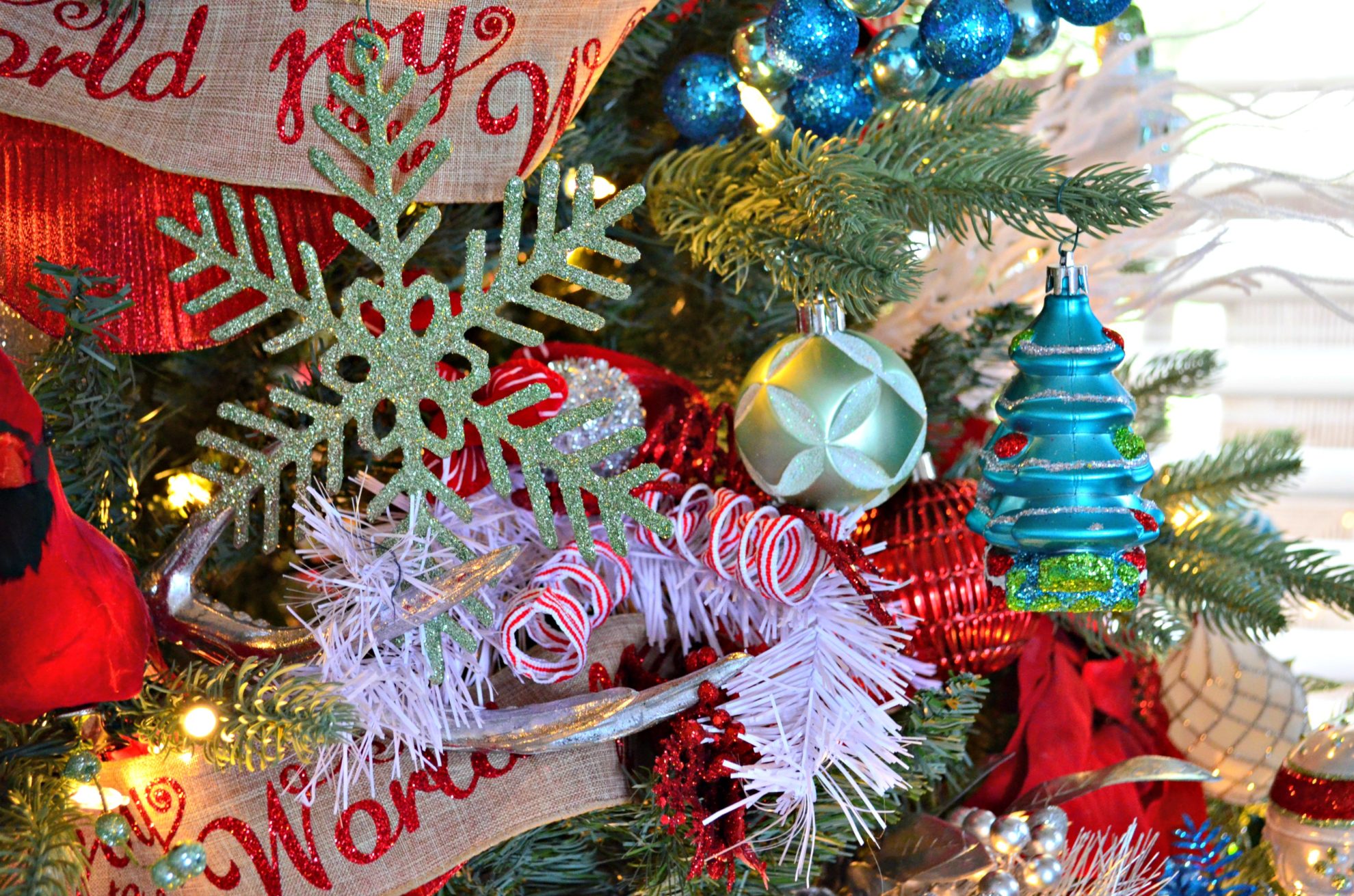 2017 Whimsical Christmas Tree - Sew Woodsy